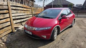 Sarkans Honda Civic 2008 Viļņa, ar dzinēja tilpumu 1.80 L un nobraukumu 161 tūkst. km par 4200 €, foto  vietnē AUTOMOTO.COM.LV