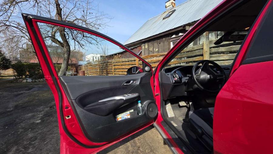 Sarkans Honda Civic 2008 Viļņa, ar dzinēja tilpumu 1.80 L un nobraukumu 161 tūkst. km par 4200 €, foto 8 vietnē AUTOMOTO.COM.LV