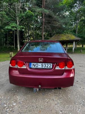 Sarkans Honda Civic 2008 Rīga, ar dzinēja tilpumu 1.80 L un nobraukumu 273 tūkst. km par 1425 €, foto 3 vietnē AUTOMOTO.COM.LV