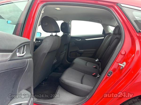 Red Honda Civic 2018 in Tartu, with an engine capacity of 1.50 L and mileage of 133 thousand km for 14900 €, photo 10 on AUTOMOTO.COM.LV