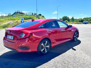 Red Honda Civic 2019 in Narva, with an engine capacity of 1.50 L and mileage of 188 thousand km for 12990 €, photo 14 on AUTOMOTO.COM.LV