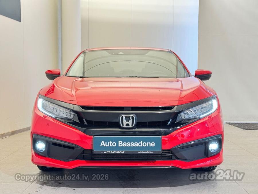 Sarkans Honda Civic 2021 Tallina, ar dzinēja tilpumu 1.50 L un nobraukumu 58 tūkst. km par 16900 €, foto 2 vietnē AUTOMOTO.COM.LV