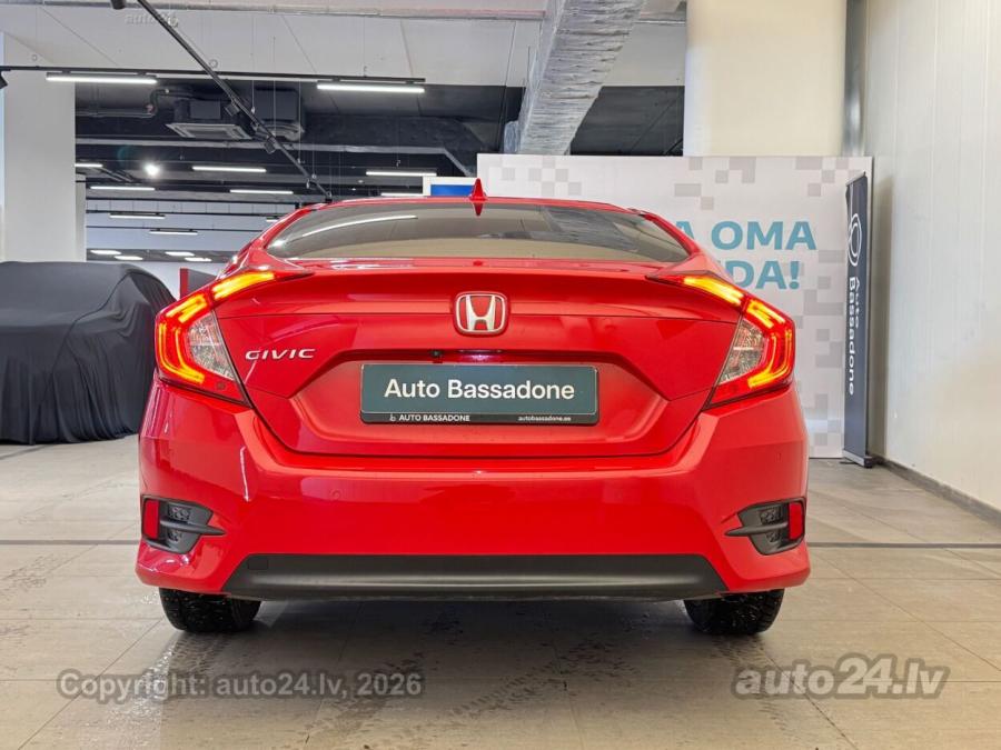 Sarkans Honda Civic 2021 Tallina, ar dzinēja tilpumu 1.50 L un nobraukumu 58 tūkst. km par 16900 €, foto 5 vietnē AUTOMOTO.COM.LV