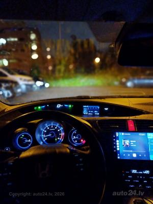 Красный Хонда Цивик 2014 в Таллин, объемом двигателя 1.80 л и пробегом 158 тыс. км за 8400 €, фото 23 на AUTOMOTO.COM.LV