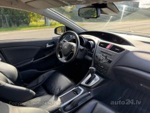 Sarkans Honda Civic 2014 Tallina, ar dzinēja tilpumu 1.80 L un nobraukumu 295 tūkst. km par 6900 €, foto 3 vietnē AUTOMOTO.COM.LV