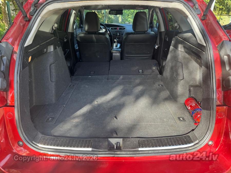 Sarkans Honda Civic 2014 Tallina, ar dzinēja tilpumu 1.80 L un nobraukumu 295 tūkst. km par 6900 €, foto 7 vietnē AUTOMOTO.COM.LV