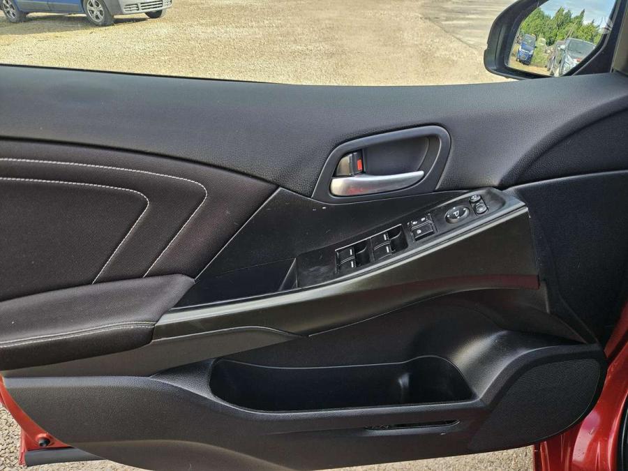 Sarkans Honda Civic 2015 Radviliškis, ar dzinēja tilpumu 1.60 L un nobraukumu 290 tūkst. km par 4600 €, foto 23 vietnē AUTOMOTO.COM.LV