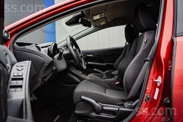 Красный Хонда Цивик 2016 в Рига, объемом двигателя 1.60 л и пробегом 170 тыс. км за 9200 €, фото 5 на AUTOMOTO.COM.LV