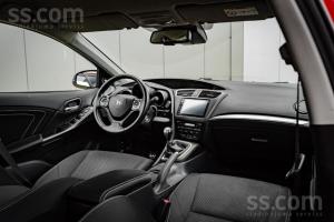 Красный Хонда Цивик 2016 в Рига, объемом двигателя 1.60 л и пробегом 170 тыс. км за 9200 €, фото 9 на AUTOMOTO.COM.LV
