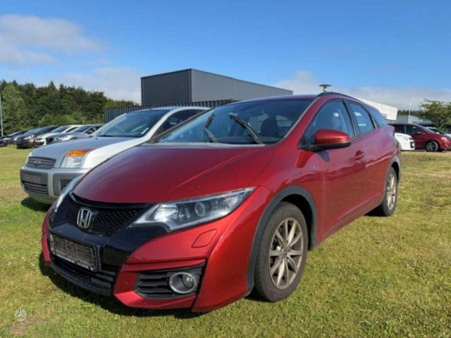 Sarkans Honda Civic 2016 Viļņa, ar dzinēja tilpumu 1.60 L un nobraukumu 390 tūkst. km par 3500 €, foto 3 vietnē AUTOMOTO.COM.LV