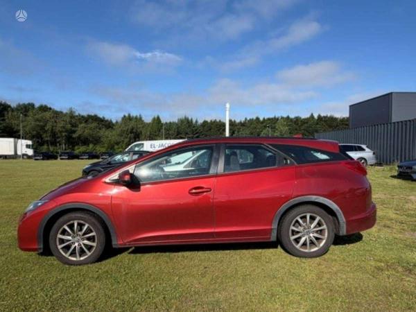 Sarkans Honda Civic 2016 Viļņa, ar dzinēja tilpumu 1.60 L un nobraukumu 390 tūkst. km par 3500 €, foto 3 vietnē AUTOMOTO.COM.LV