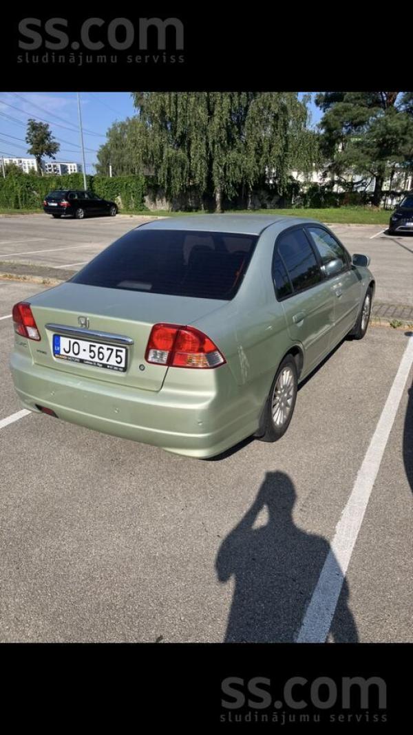 Honda Civic 2004 Rīga, ar dzinēja tilpumu 1.60 L un nobraukumu 227 tūkst. km par 600 €, foto 1 vietnē AUTOMOTO.COM.LV