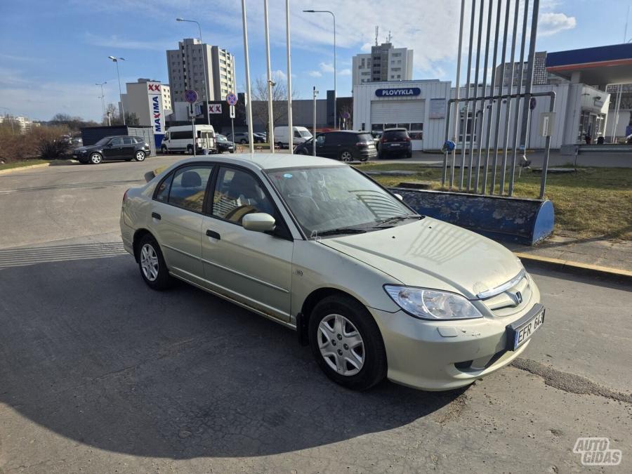 Honda Civic 2004 in Vilnius, with an engine capacity of 1.60 L and mileage of 208 thousand km for 850 €, photo 3 on AUTOMOTO.COM.LV