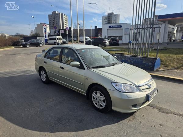 Honda Civic 2004 Viļņa, ar dzinēja tilpumu 1.60 L un nobraukumu 208 tūkst. km par 750 €, foto 2 vietnē AUTOMOTO.COM.LV