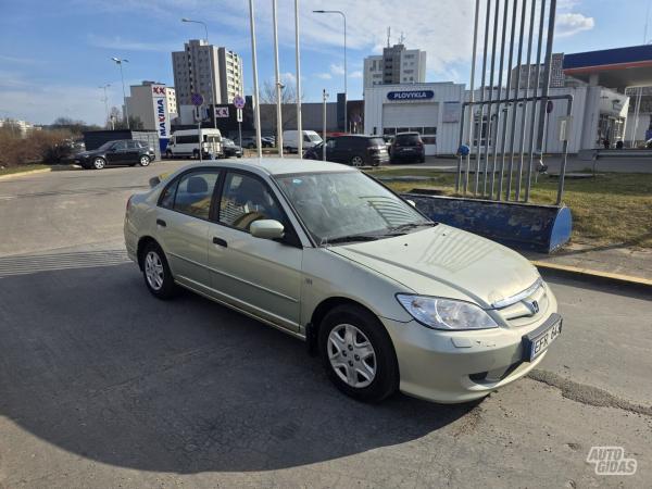Honda Civic 2004 in Vilnius, with an engine capacity of 1.60 L and mileage of 208 thousand km for 400 €, photo 2 on AUTOMOTO.COM.LV