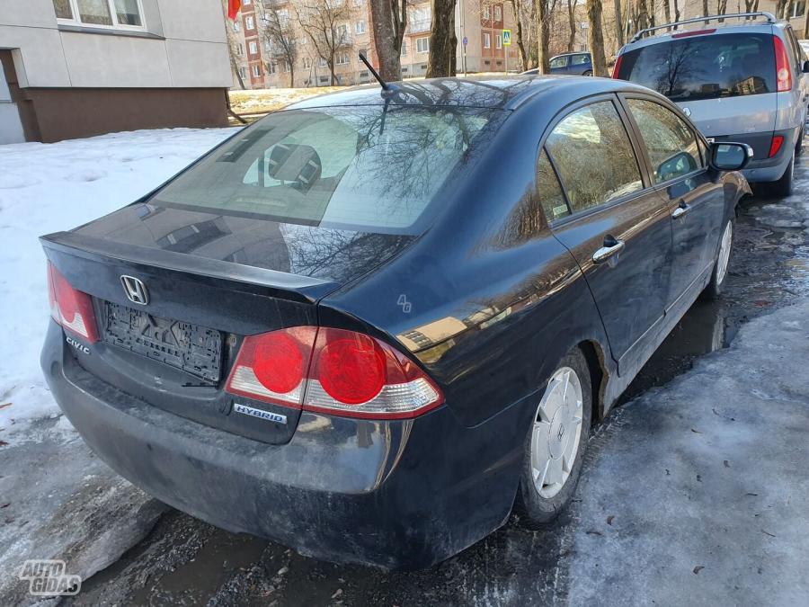 Honda Civic 2006 Kauņa, ar dzinēja tilpumu 1.30 L un nobraukumu 300 tūkst. km par 550 €, foto 2 vietnē AUTOMOTO.COM.LV