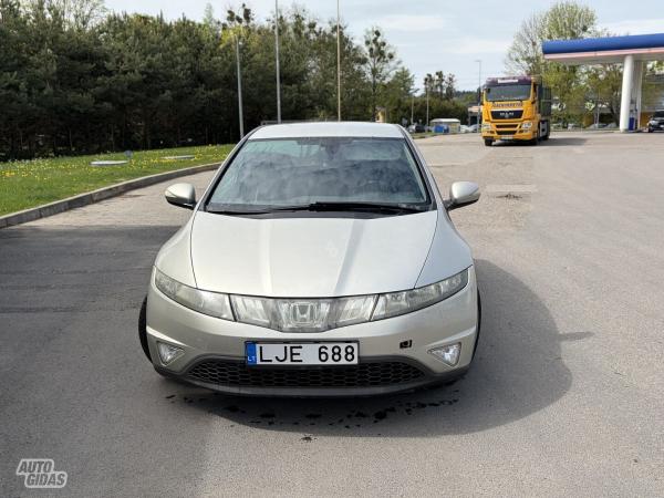 Honda Civic 2006 Prienai, ar dzinēja tilpumu 2.20 L un nobraukumu 400 tūkst. km par 1150 €, foto 4 vietnē AUTOMOTO.COM.LV