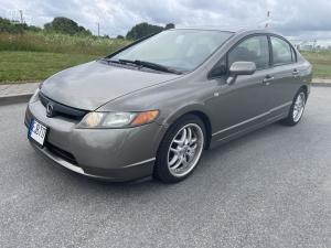 Honda Civic 2006 in Klaipeda, with an engine capacity of 1.80 L and mileage of 321 thousand km for 1500 €, photo 5 on AUTOMOTO.COM.LV