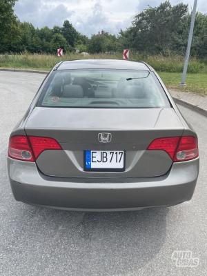 Honda Civic 2006 in Klaipeda, with an engine capacity of 1.80 L and mileage of 321 thousand km for 1500 €, photo 7 on AUTOMOTO.COM.LV