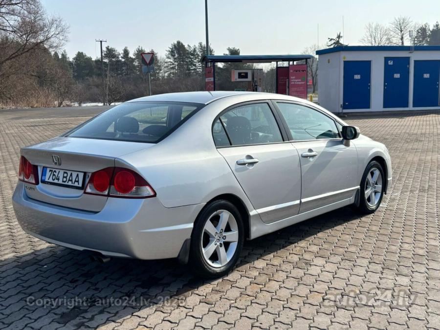 Honda Civic 2007 Narva, ar dzinēja tilpumu 1.80 L un nobraukumu 142 tūkst. km par 2900 €, foto 3 vietnē AUTOMOTO.COM.LV