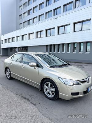 Honda Civic 2007 Tallina, ar dzinēja tilpumu 1.80 L un nobraukumu 133 tūkst. km par 3299 €, foto 4 vietnē AUTOMOTO.COM.LV