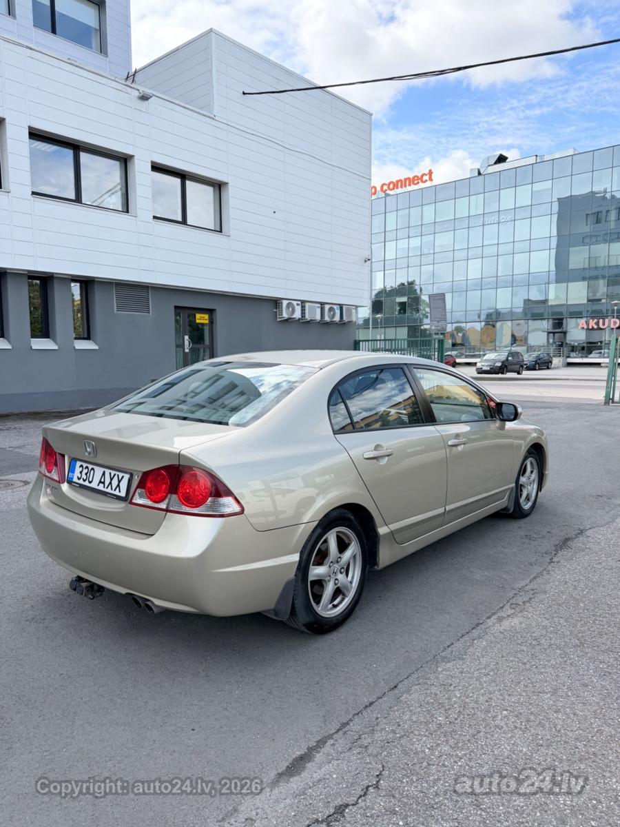 Honda Civic 2007 Tallina, ar dzinēja tilpumu 1.80 L un nobraukumu 133 tūkst. km par 3299 €, foto 6 vietnē AUTOMOTO.COM.LV