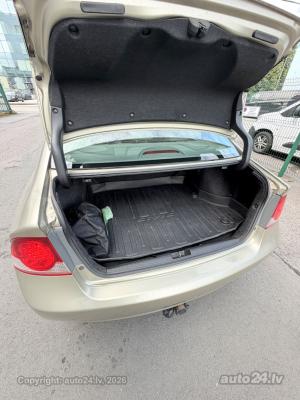 Honda Civic 2007 Tallina, ar dzinēja tilpumu 1.80 L un nobraukumu 133 tūkst. km par 3299 €, foto 8 vietnē AUTOMOTO.COM.LV