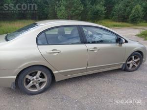 Honda Civic 2007 in Daugavpils, with an engine capacity of 1.80 L and mileage of 206 thousand km for 600 €, photo  on AUTOMOTO.COM.LV