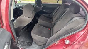 Honda Civic 2007 in Tallinn, with an engine capacity of 1.80 L and mileage of 237 thousand km for 2500 €, photo 7 on AUTOMOTO.COM.LV