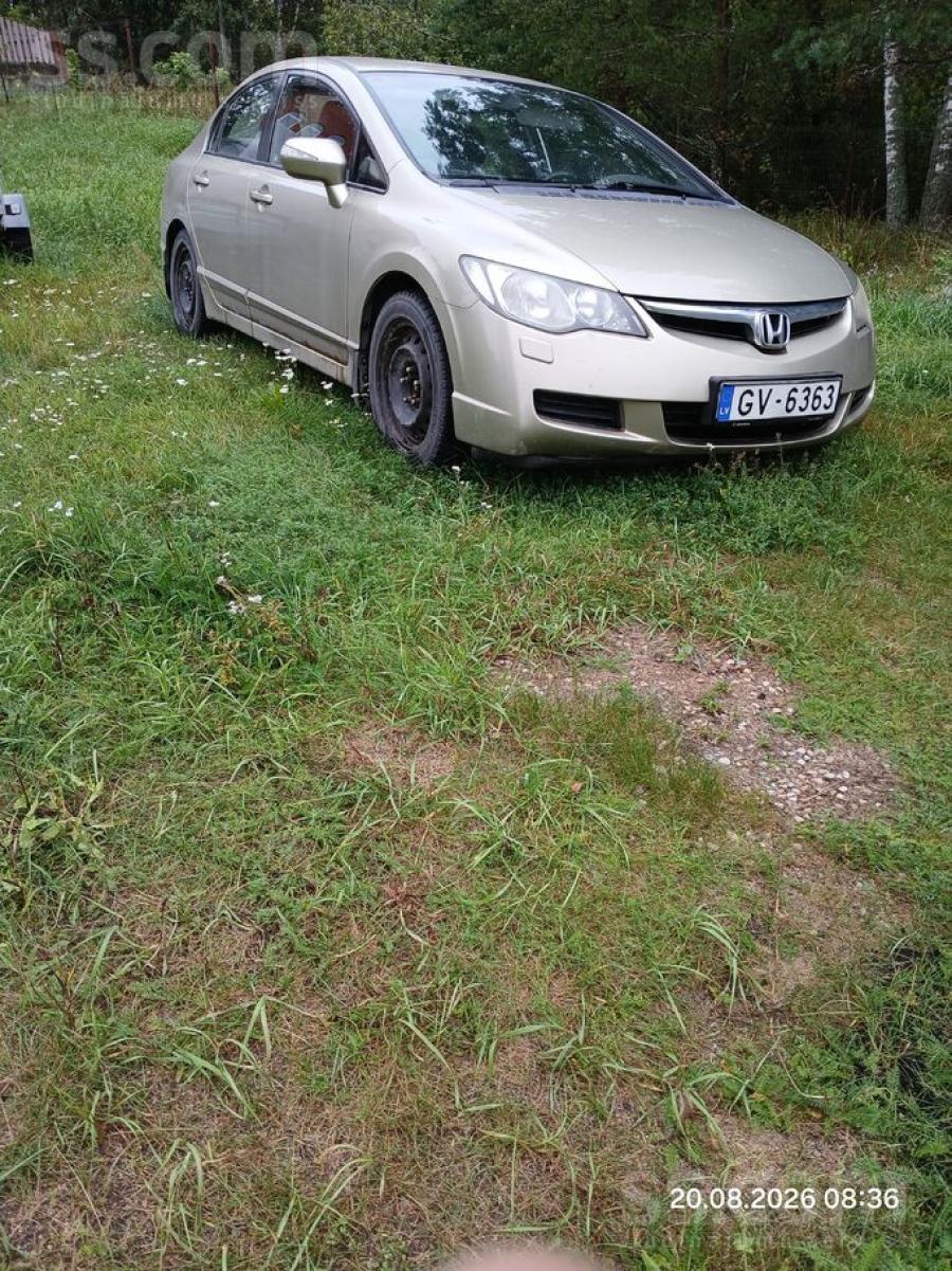 Honda Civic 2007 Daugavpils, ar dzinēja tilpumu 1.80 L un nobraukumu 206 tūkst. km par 600 €, foto 7 vietnē AUTOMOTO.COM.LV