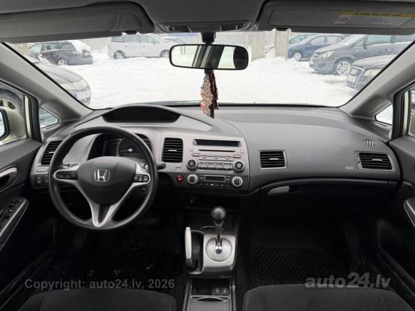 Honda Civic 2008 Tallina, ar dzinēja tilpumu 1.80 L un nobraukumu 209 tūkst. km par 799 €, foto 5 vietnē AUTOMOTO.COM.LV