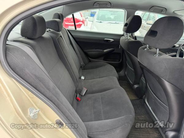 Honda Civic 2008 Tallina, ar dzinēja tilpumu 1.80 L un nobraukumu 209 tūkst. km par 799 €, foto 7 vietnē AUTOMOTO.COM.LV