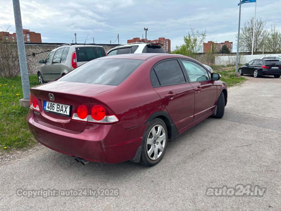 Honda Civic 2008 Narva, ar dzinēja tilpumu 1.80 L un nobraukumu 133 tūkst. km par 599 €, foto 5 vietnē AUTOMOTO.COM.LV