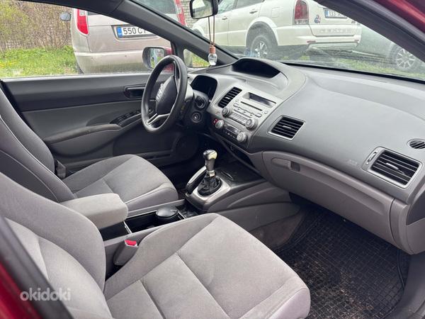 Honda Civic 2008 in Narva, with an engine capacity of 1.80 L and mileage of 133 thousand km for 399 €, photo 2 on AUTOMOTO.COM.LV