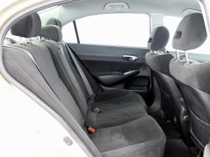 Honda Civic 2008 in Tallinn, with an engine capacity of 1.80 L and mileage of 222 thousand km for 2699 €, photo 17 on AUTOMOTO.COM.LV