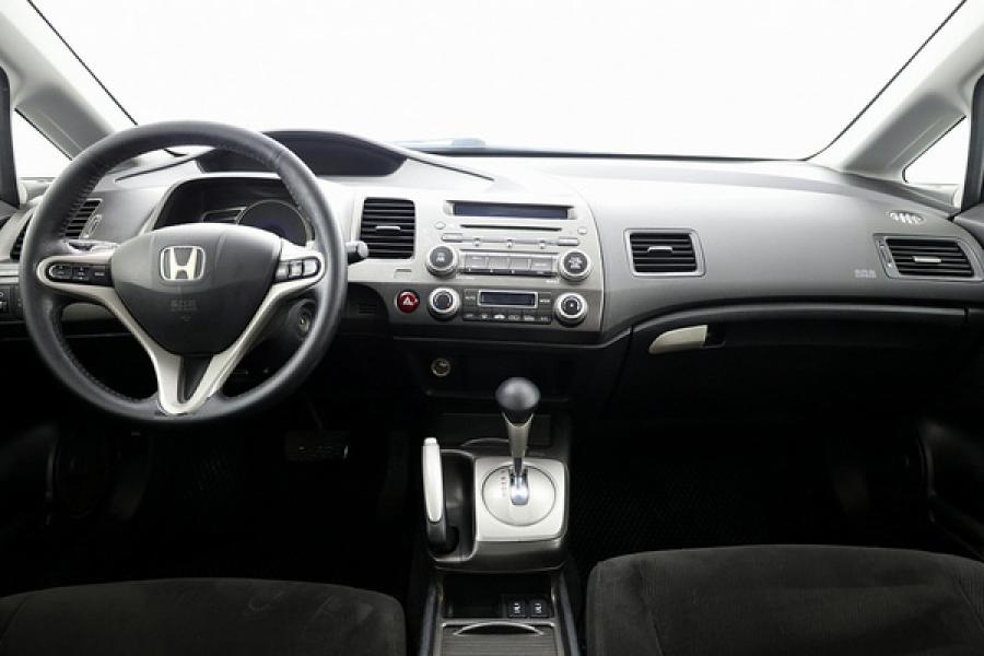 Honda Civic 2008 Tallina, ar dzinēja tilpumu 1.80 L un nobraukumu 222 tūkst. km par 2599 €, foto 6 vietnē AUTOMOTO.COM.LV