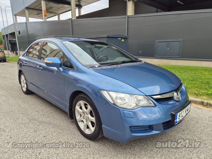 Honda Civic 2009 Tallina, ar dzinēja tilpumu 1.80 L un nobraukumu 149 tūkst. km par 3700 €, foto 4 vietnē AUTOMOTO.COM.LV