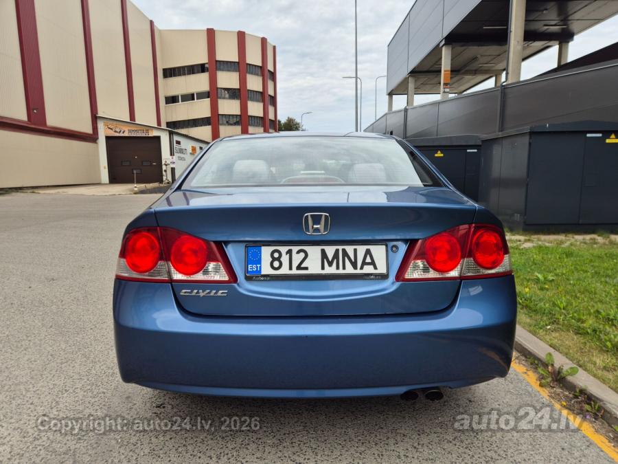 Honda Civic 2009 Tallina, ar dzinēja tilpumu 1.80 L un nobraukumu 149 tūkst. km par 3700 €, foto 7 vietnē AUTOMOTO.COM.LV