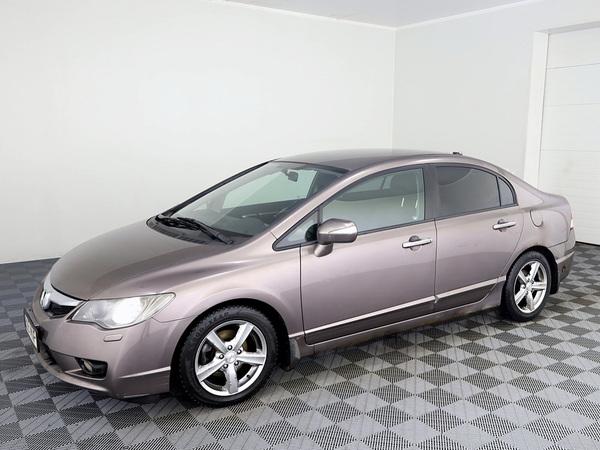 Хонда Цивик 2011 в Таллин, объемом двигателя 1.80 л и пробегом 226 тыс. км за 699 €, фото 3 на AUTOMOTO.COM.LV