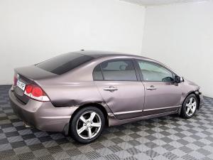 Хонда Цивик 2011 в Таллин, объемом двигателя 1.80 л и пробегом 226 тыс. км за 699 €, фото 4 на AUTOMOTO.COM.LV