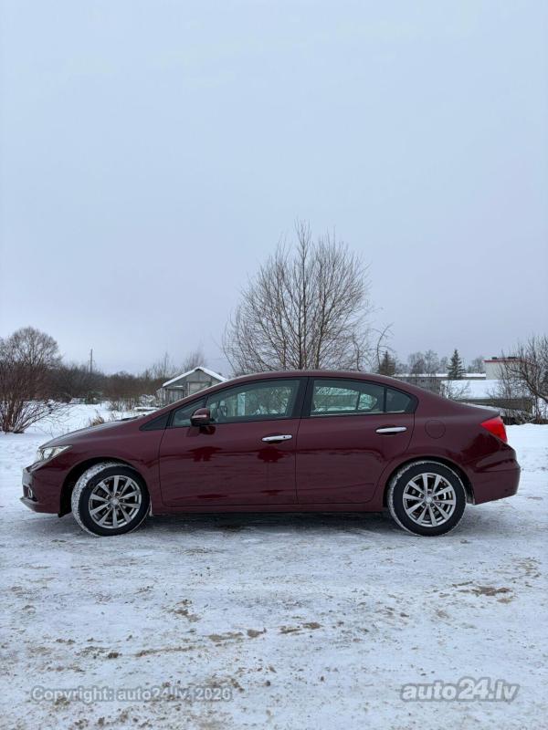 Honda Civic 2012 Paide, ar dzinēja tilpumu 1.80 L un nobraukumu 165 tūkst. km par 7500 €, foto 3 vietnē AUTOMOTO.COM.LV