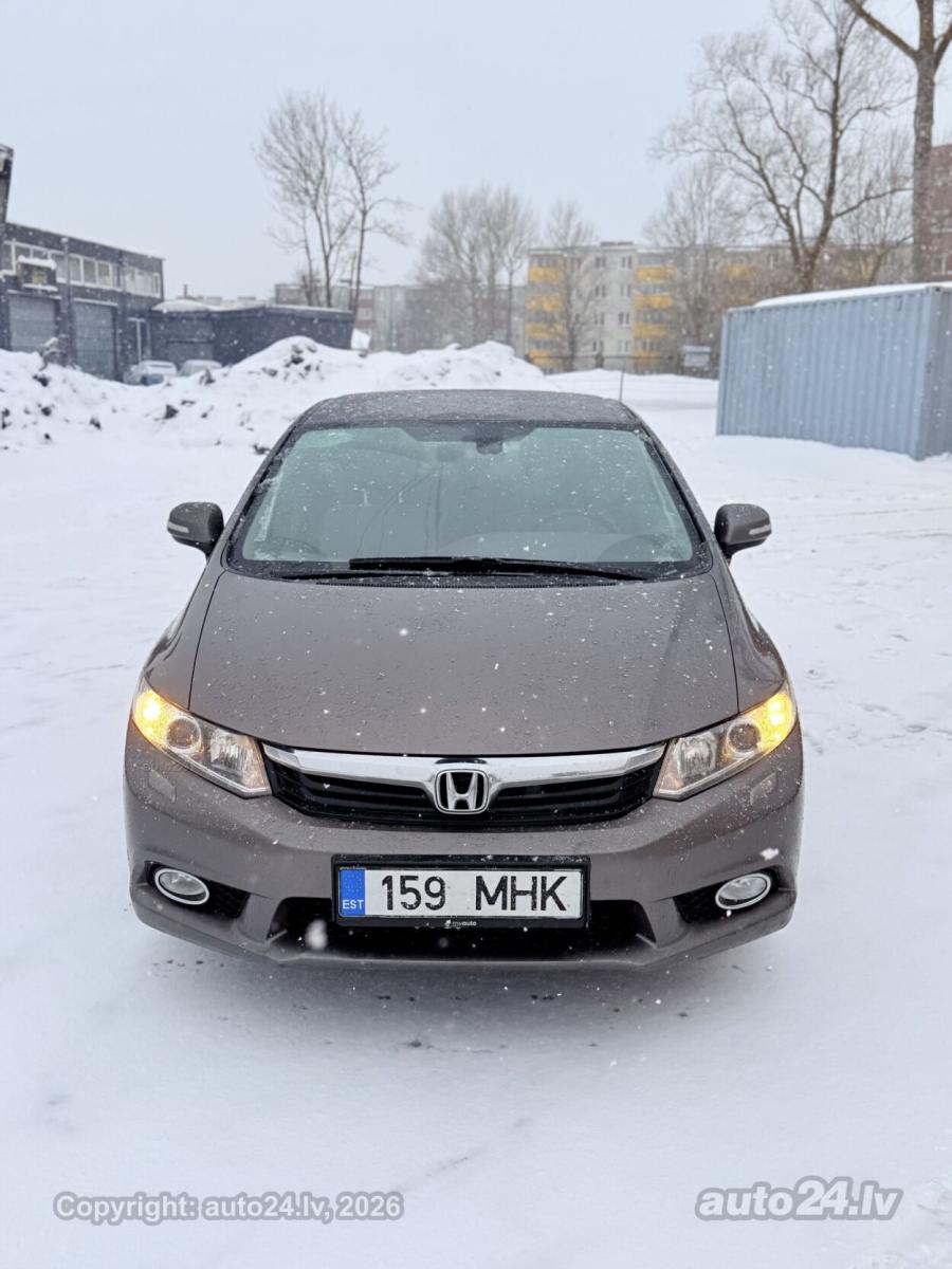Honda Civic 2012 Tallina, ar dzinēja tilpumu 1.80 L un nobraukumu 174 tūkst. km par 6700 €, foto 1 vietnē AUTOMOTO.COM.LV