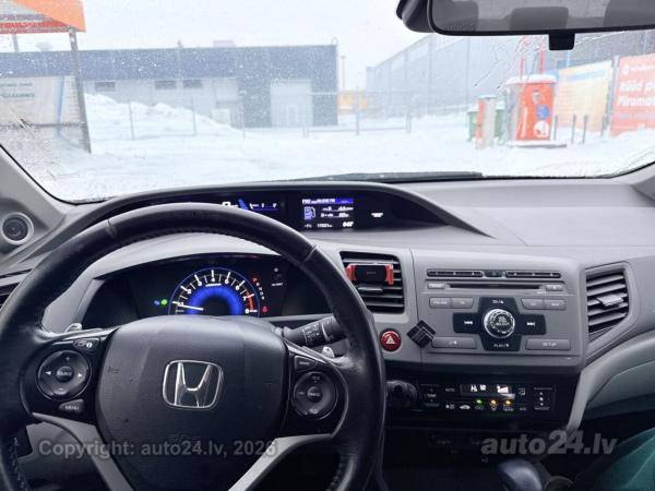 Honda Civic 2012 Tallina, ar dzinēja tilpumu 1.80 L un nobraukumu 174 tūkst. km par 6700 €, foto 9 vietnē AUTOMOTO.COM.LV