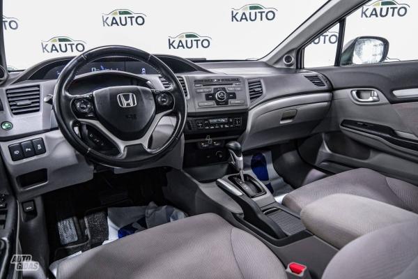 Honda Civic 2013 in Kaunas, with an engine capacity of 1.80 L and mileage of 137 thousand km for 7590 €, photo 7 on AUTOMOTO.COM.LV
