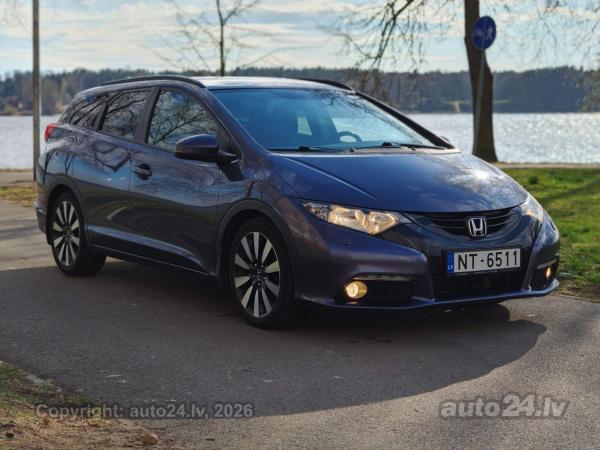 Honda Civic 2014 Rīga, ar dzinēja tilpumu 1.80 L un nobraukumu 172 tūkst. km par 8500 €, foto 4 vietnē AUTOMOTO.COM.LV