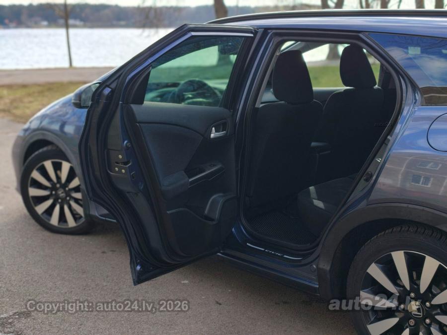 Honda Civic 2014 in Riga, with an engine capacity of 1.80 L and mileage of 172 thousand km for 8500 €, photo 16 on AUTOMOTO.COM.LV