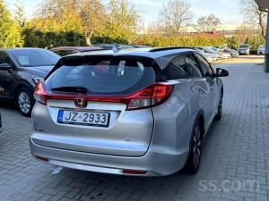 Honda Civic 2015 Rīga, ar dzinēja tilpumu 1.80 L un nobraukumu 168 tūkst. km par 8200 €, foto 4 vietnē AUTOMOTO.COM.LV