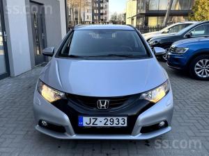 Honda Civic 2015 Rīga, ar dzinēja tilpumu 1.80 L un nobraukumu 168 tūkst. km par 8200 €, foto 7 vietnē AUTOMOTO.COM.LV