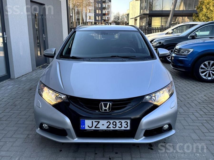 Honda Civic 2015 Rīga, ar dzinēja tilpumu 1.80 L un nobraukumu 168 tūkst. km par 8200 €, foto 7 vietnē AUTOMOTO.COM.LV