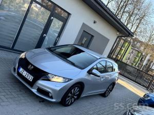 Honda Civic 2015 Rīga, ar dzinēja tilpumu 1.80 L un nobraukumu 168 tūkst. km par 8200 €, foto 8 vietnē AUTOMOTO.COM.LV